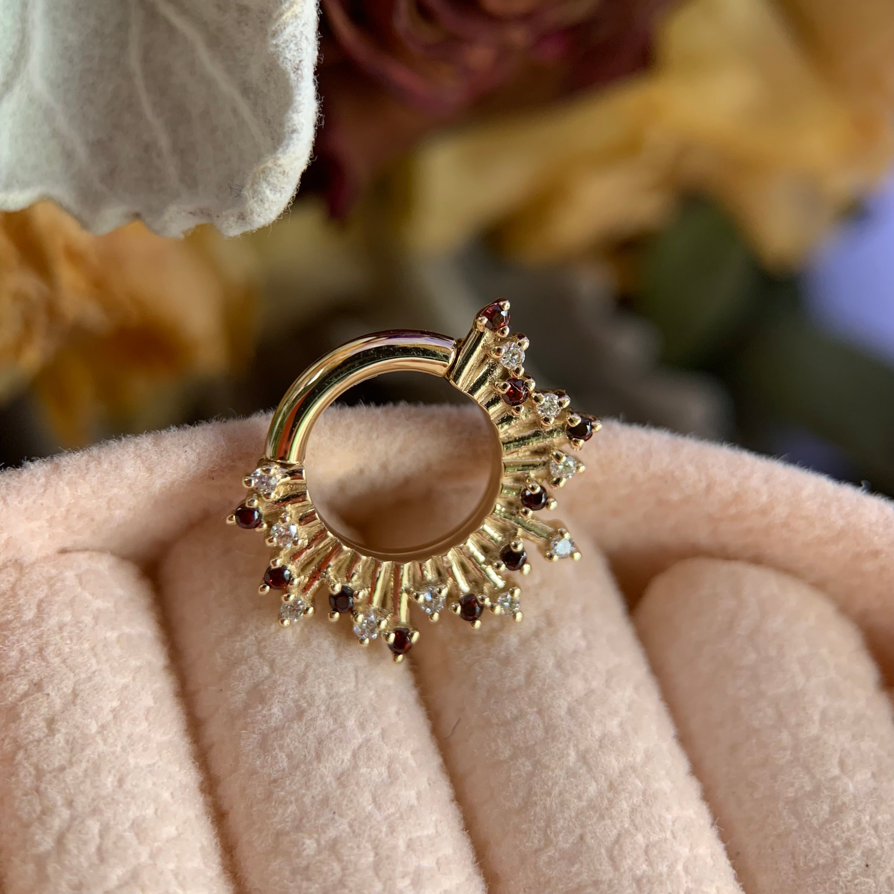 BVLA FROZEN HINGE – MANTRAFINEJEWELLERY.COM